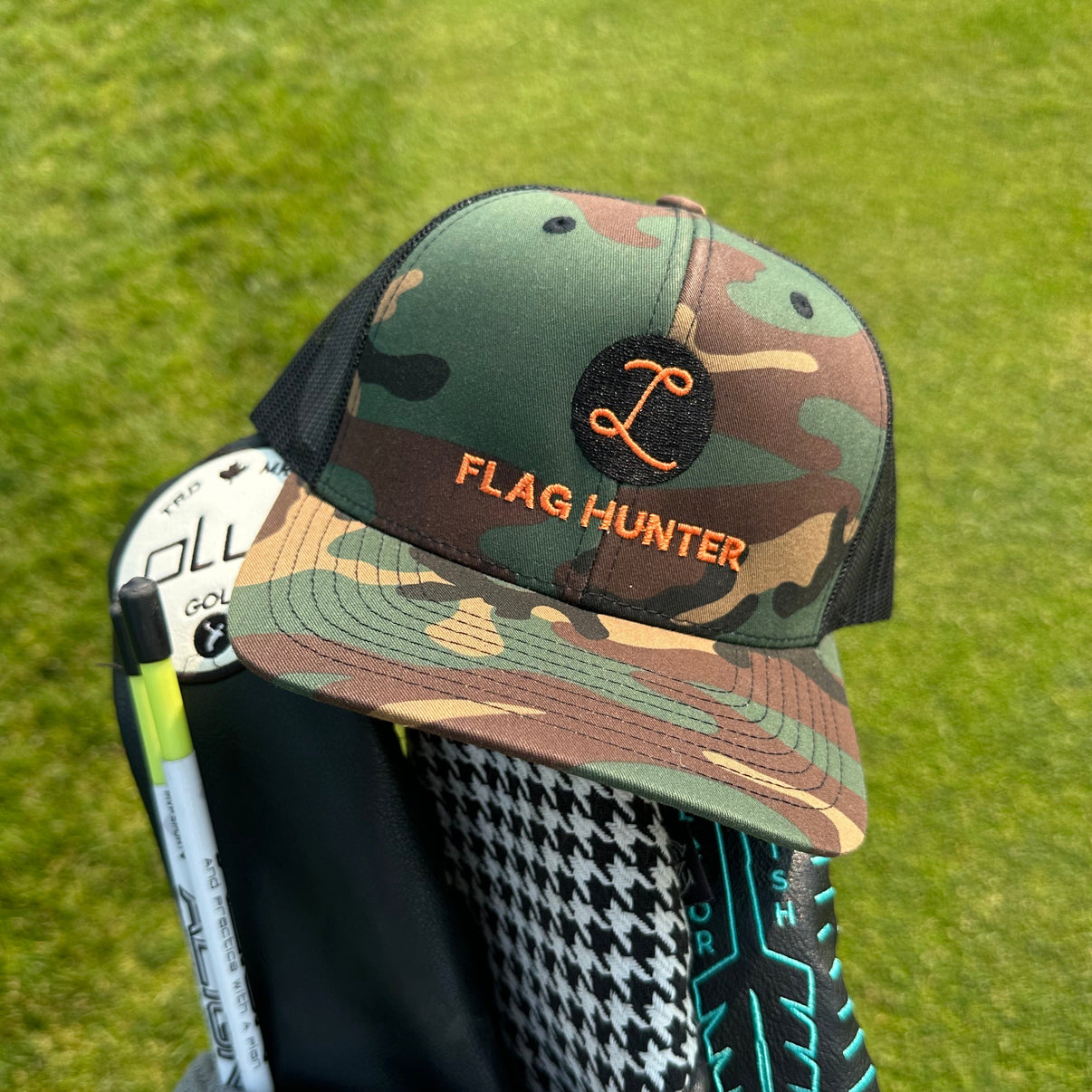 FLAG HUNTER – Low Cap Lifestyle